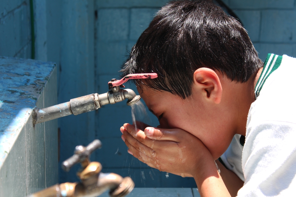 Six Fake News Techniques and Simple Tools to Vet Them – Global ...